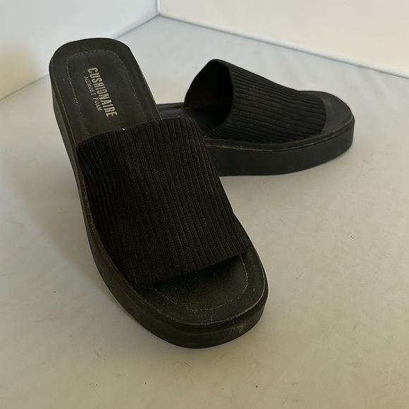 Cushionaire | Shoes | Cushionaire Slide Sandal Y2k Style Platform Tub ...